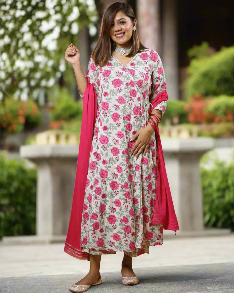 Gulaabo Aline Suit - Set of 3 – The Svaya